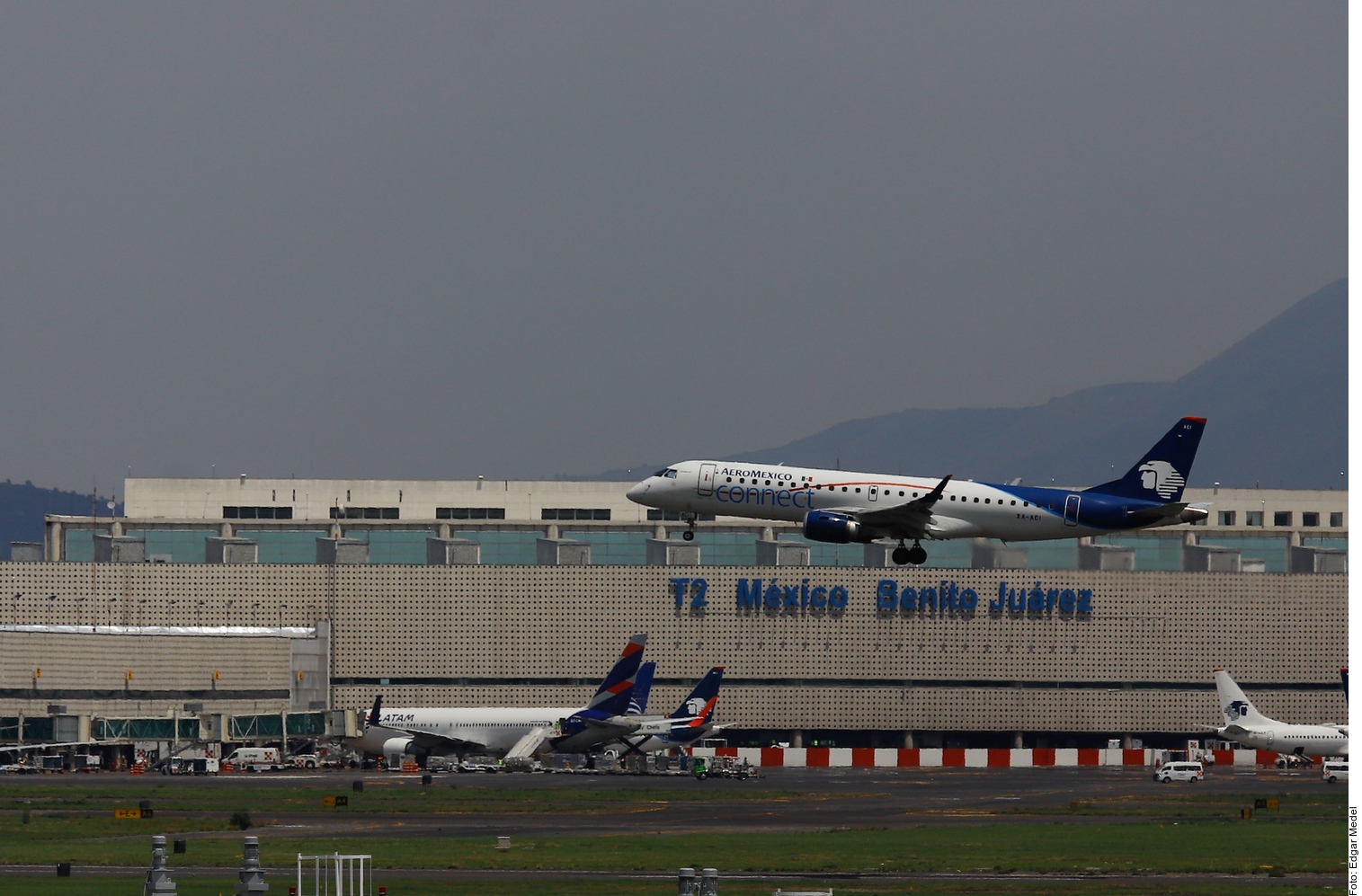 Cerrarán operaciones de carga en el AICM, según decreto