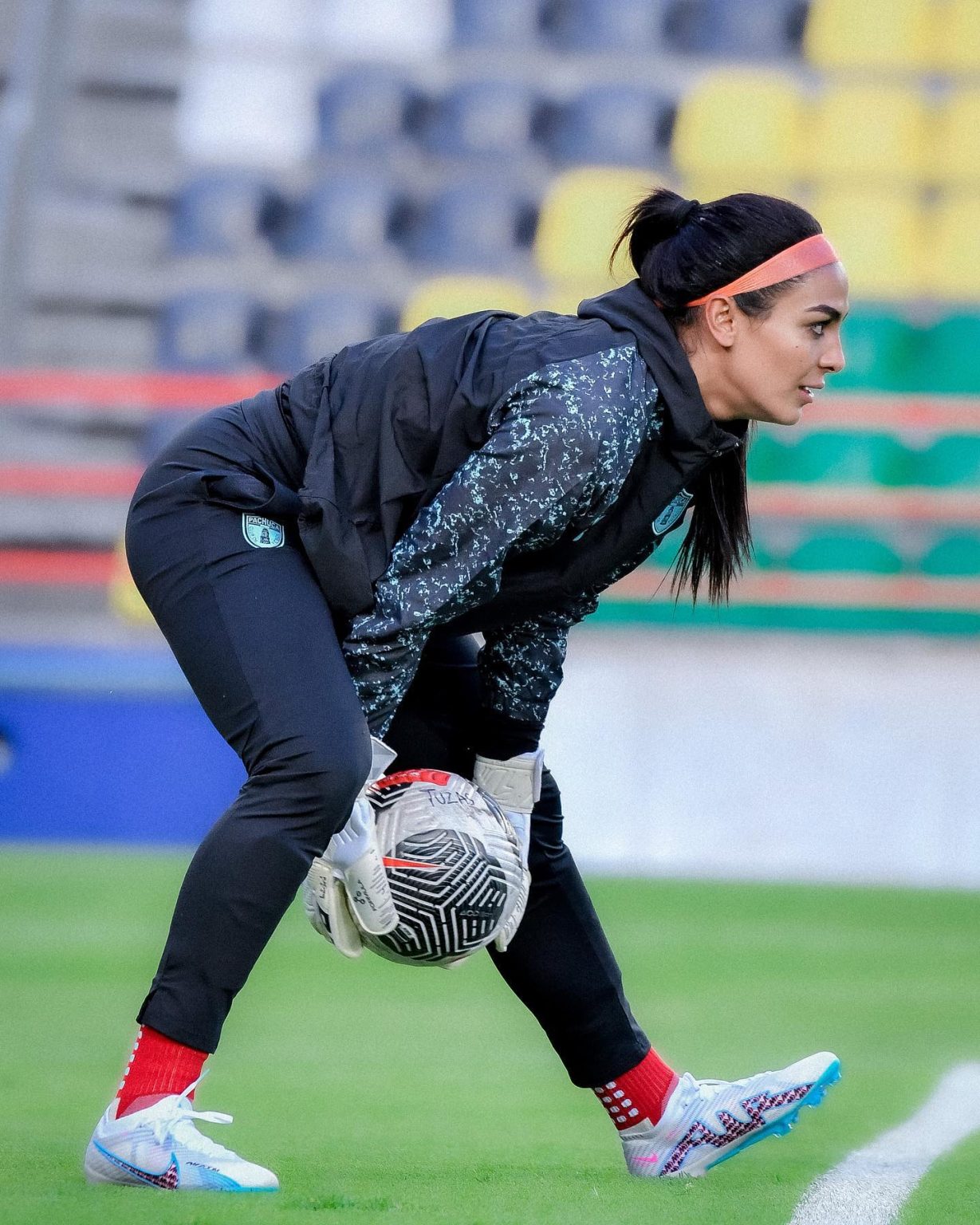 Stefani Jiménez deja a las Tuzas; se va sin jugar ni un minuto en tres ...
