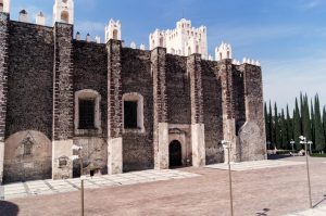 Visita el exconvento de Actopan