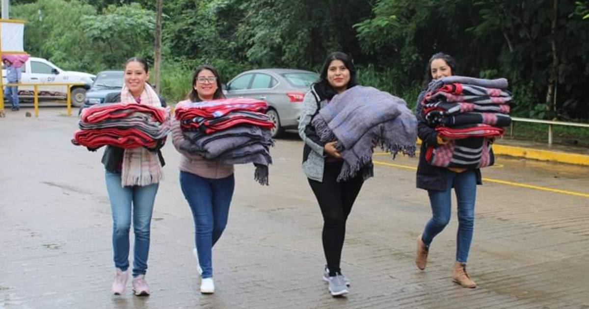 Entrega DIF Huejutla cobijas en el Cereso de La Lima – Criterio Hidalgo