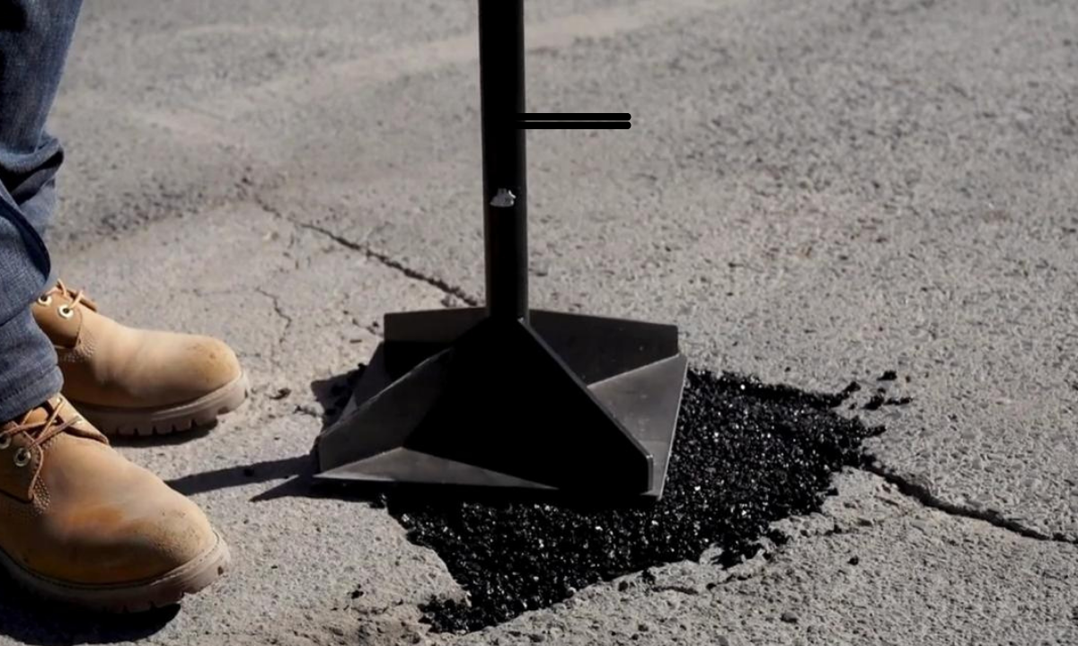 Cemex revoluciona la reparación de baches con asfalto en frío