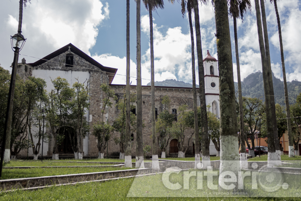 Lugares mágicos de Hidalgo: Molango y la Laguna de Atezca te esperan