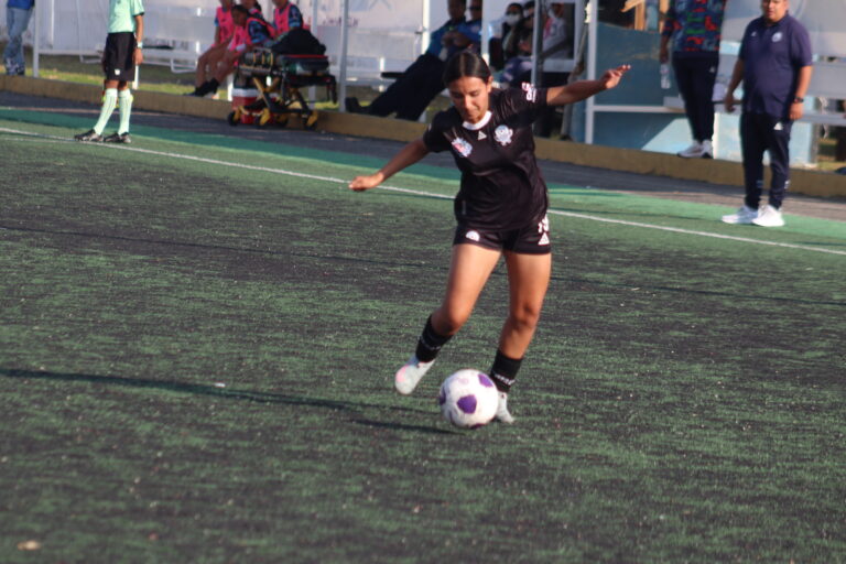 Mineras Ceumh visita a Sangre de Campeón: duelo que podría definir el ...