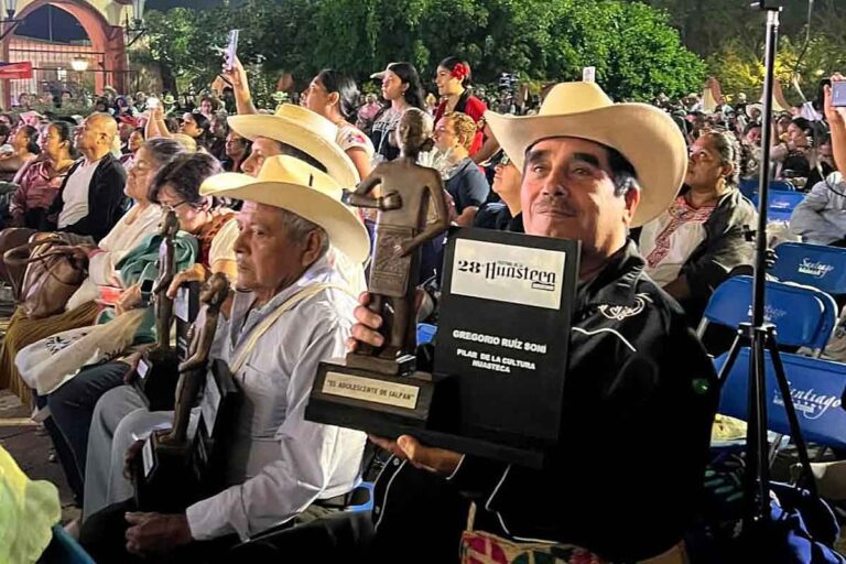 Orizatlán: Reconocen la trayectoria del huapanguero Gregorio Ruiz Soni